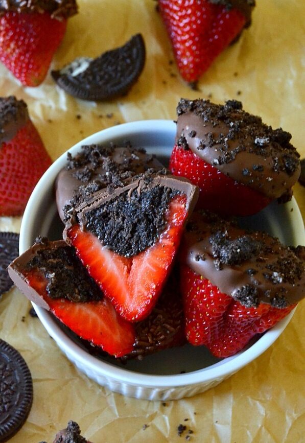 Oreo Truffle-Stuffed Strawberries – Rodeo&5TH